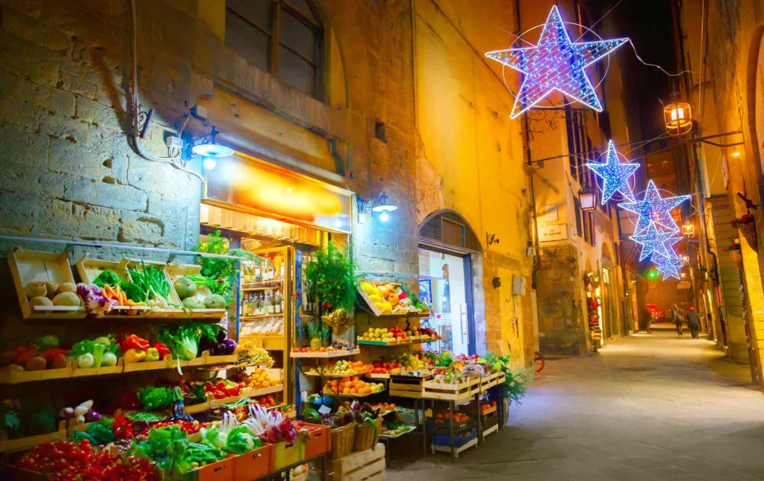 Three Christmas Traditions in Italy: Food, Family and that Weird Bread ...