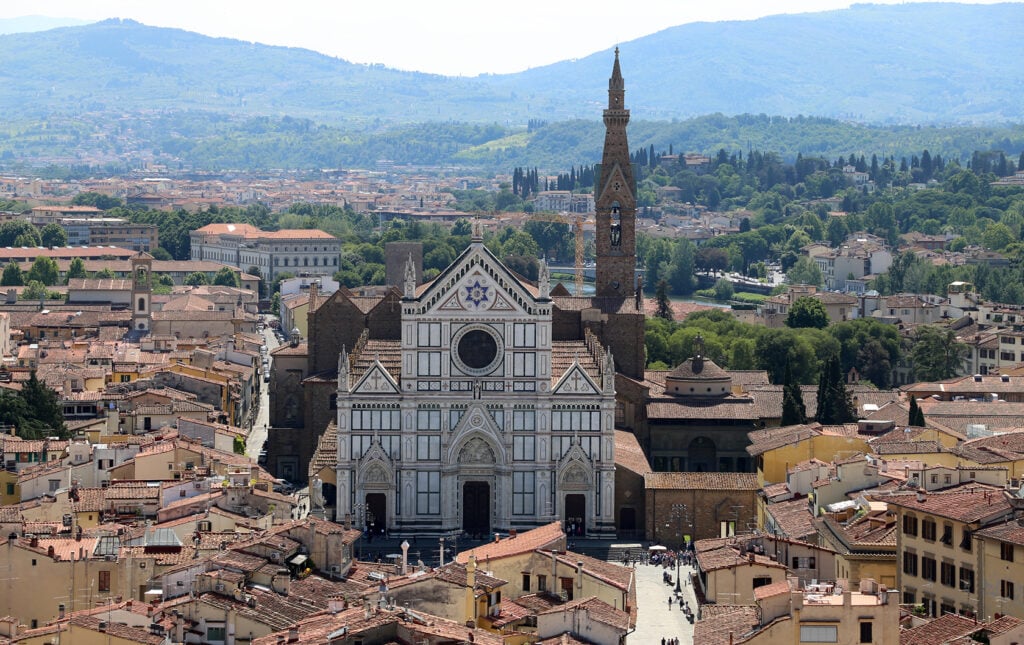 Discovering the Historic Santa Croce Neighborhood in Florence - Italy ...