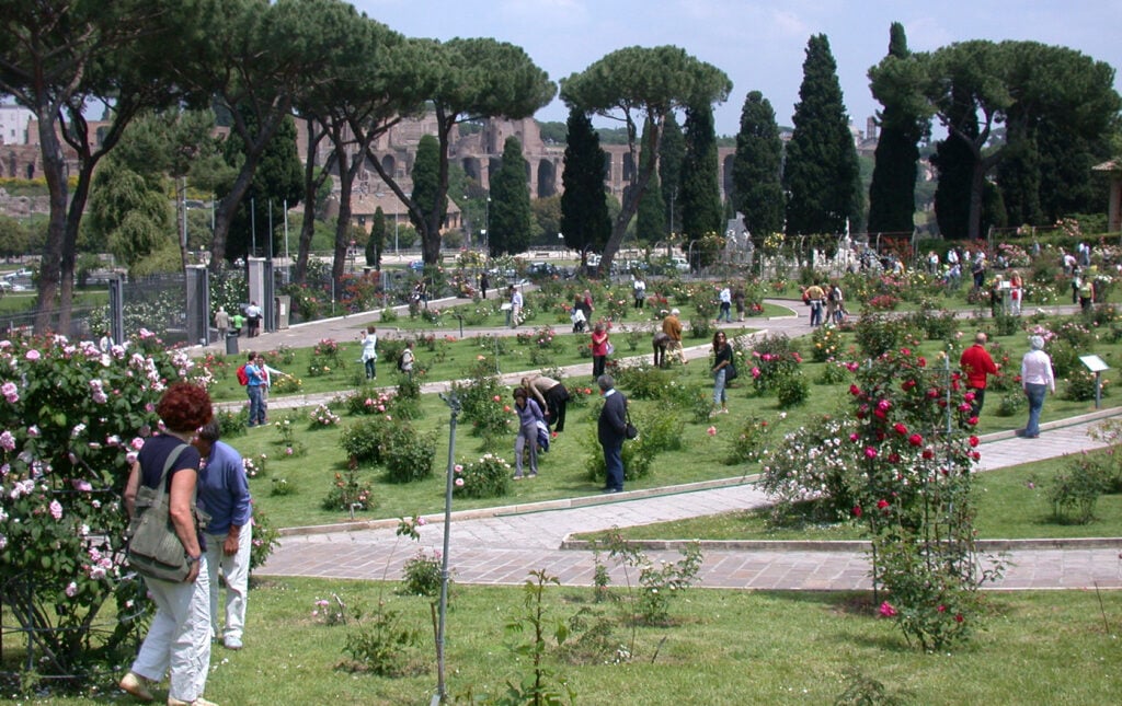 Exploring Rome on Foot: From Ancient Baths to Timeless Gardens - Italy ...